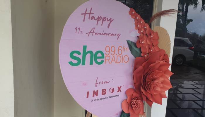 She Radio FM - Informasi